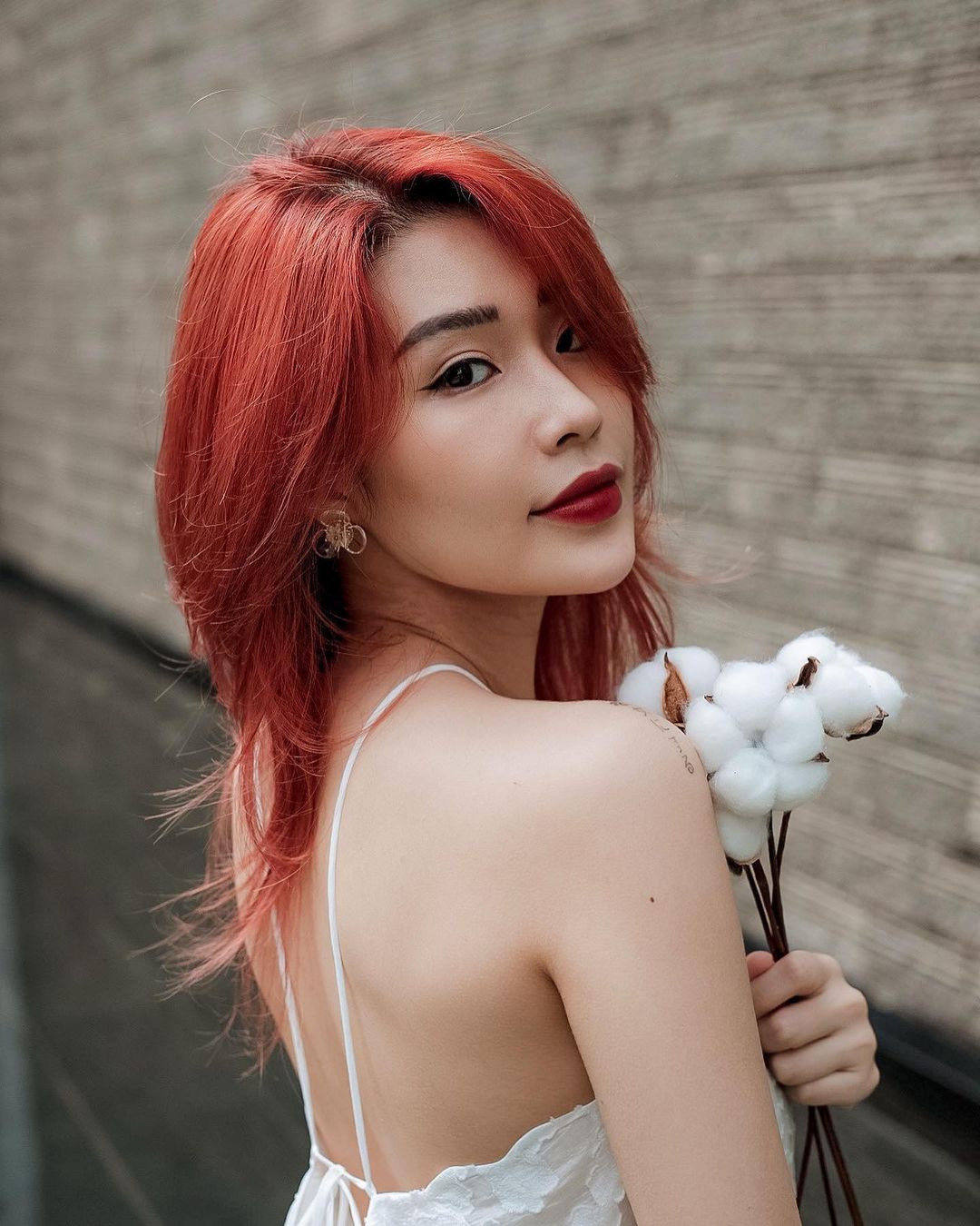 Nhan sắc vợ hot girl xinh "không góc chết" của rapper Rhymastic