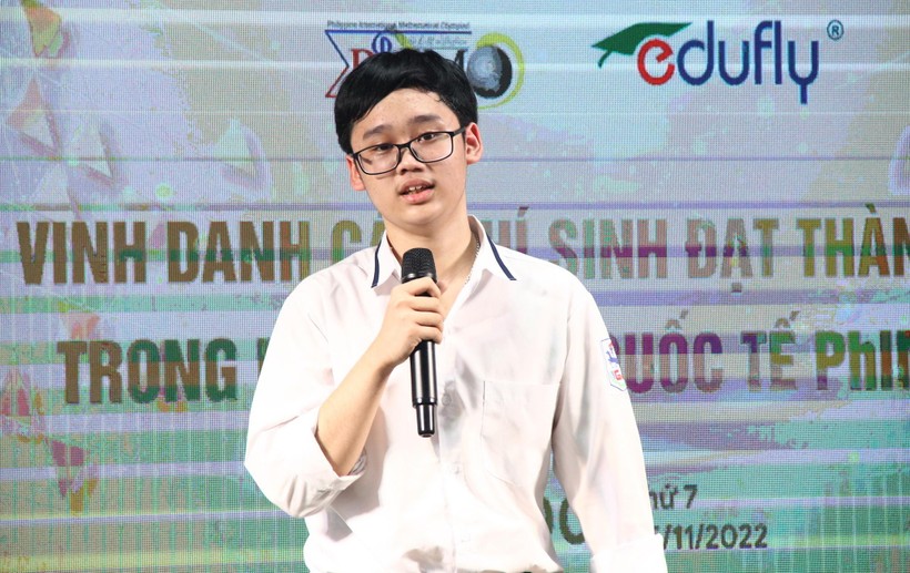 Học sinh Việt Nam thắng lớn tại Kỳ thi Toán quốc tế PhiMo 2022