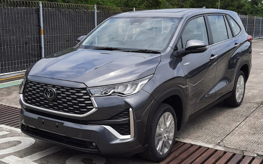 Toyota Innova thế hệ mới: Hết cửa cho xe dịch vụ - Đừng mơ xe giá rẻ