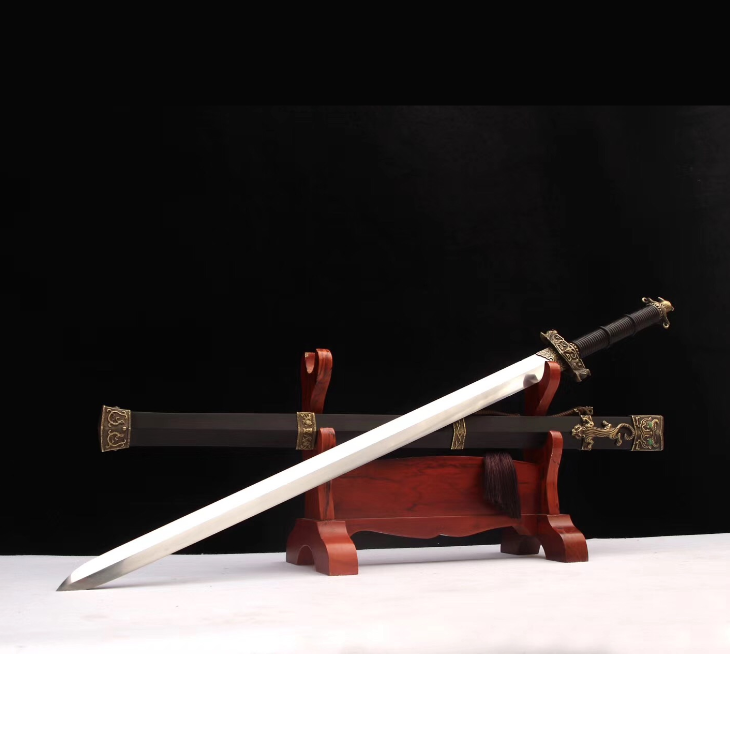 Huyền thoại rèn kiếm lừng danh Trung Hoa: Khoét núi lấy "nước thần ...