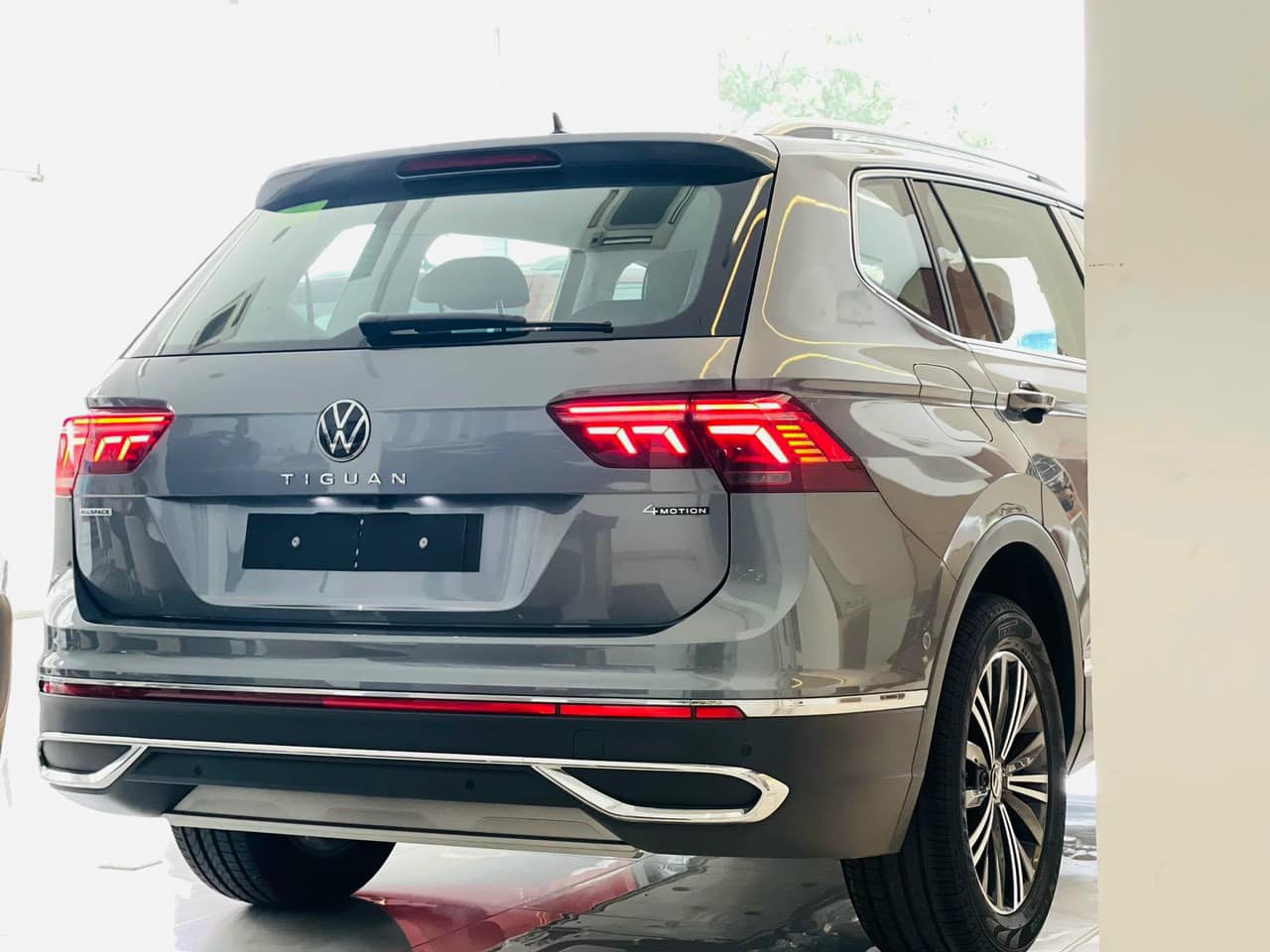 VW Tiguan Allspace giảm giá 400 triệu 'dò đáy' mới tại đại lý: SUV Đức ...