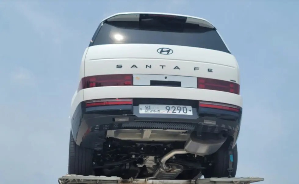 Hyundai Santa Fe mới lộ diện trên đường vận chuyển, khách Việt thêm sốt ...