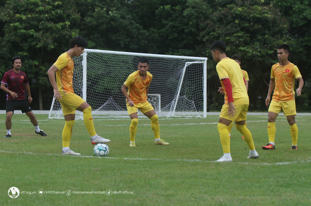 Tiền vệ HAGL tự tin U23 Việt Nam sẽ chơi hay hơn trước U23 Philippines