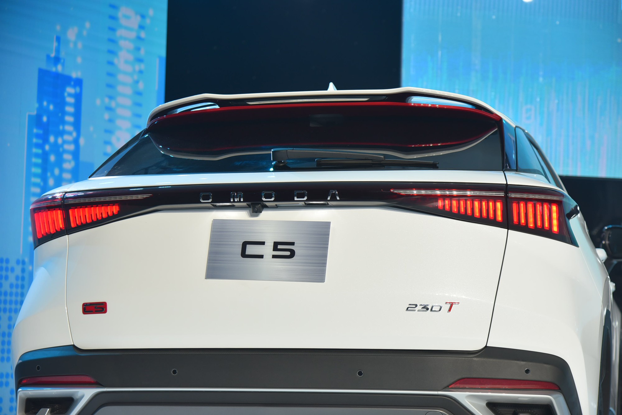 Omoda C5 chốt giá từ 589 triệu tại Việt Nam: Dáng thể thao, nhiều công nghệ bên trong, có ADAS ...