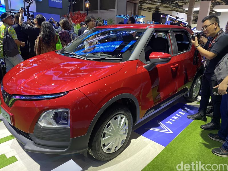 VinFast ra mắt tại Indonesia, truyền thông bạn đưa tin ấn tượng về giá ...
