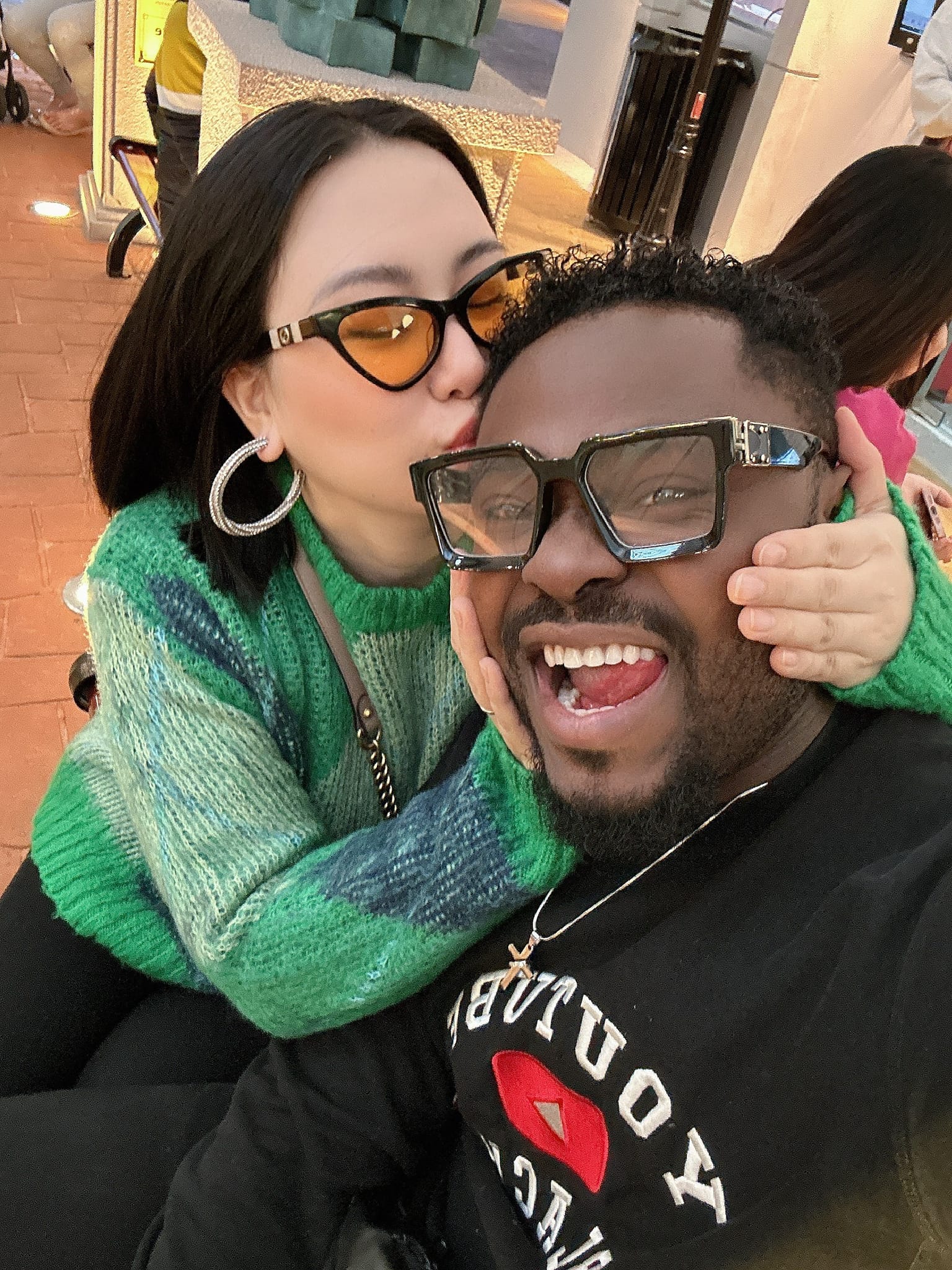 Bị hỏi sao không đi làm mà ở nhà chăm con, Cee Jay đáp trả xéo xắt