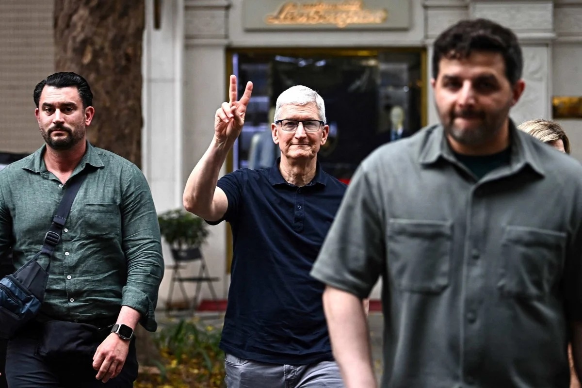 Dân mạng Trung Quốc "nổi cơn ghen" khi Tim Cook đến thăm Việt Nam: Hậm ...