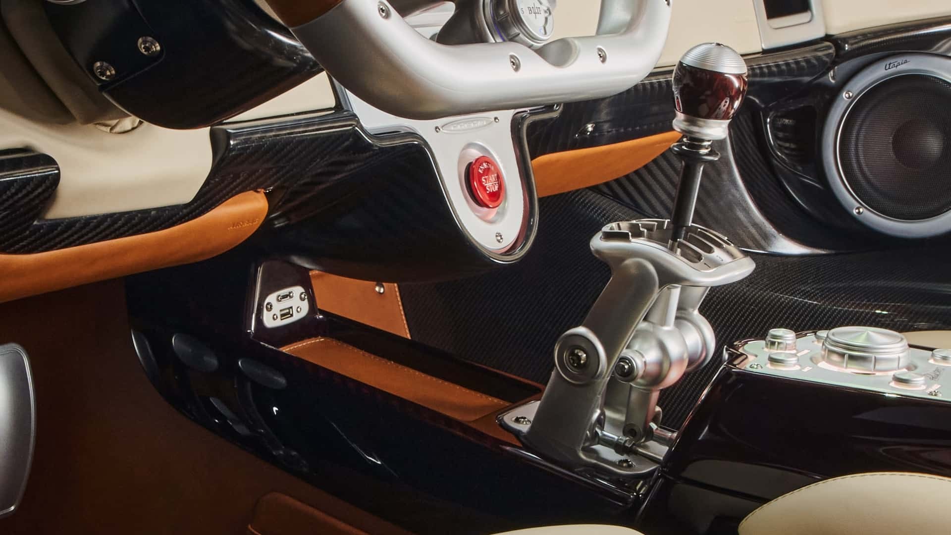 Chiêm ngưỡng siêu phẩm Pagani Utopia Roadster vừa trình làng