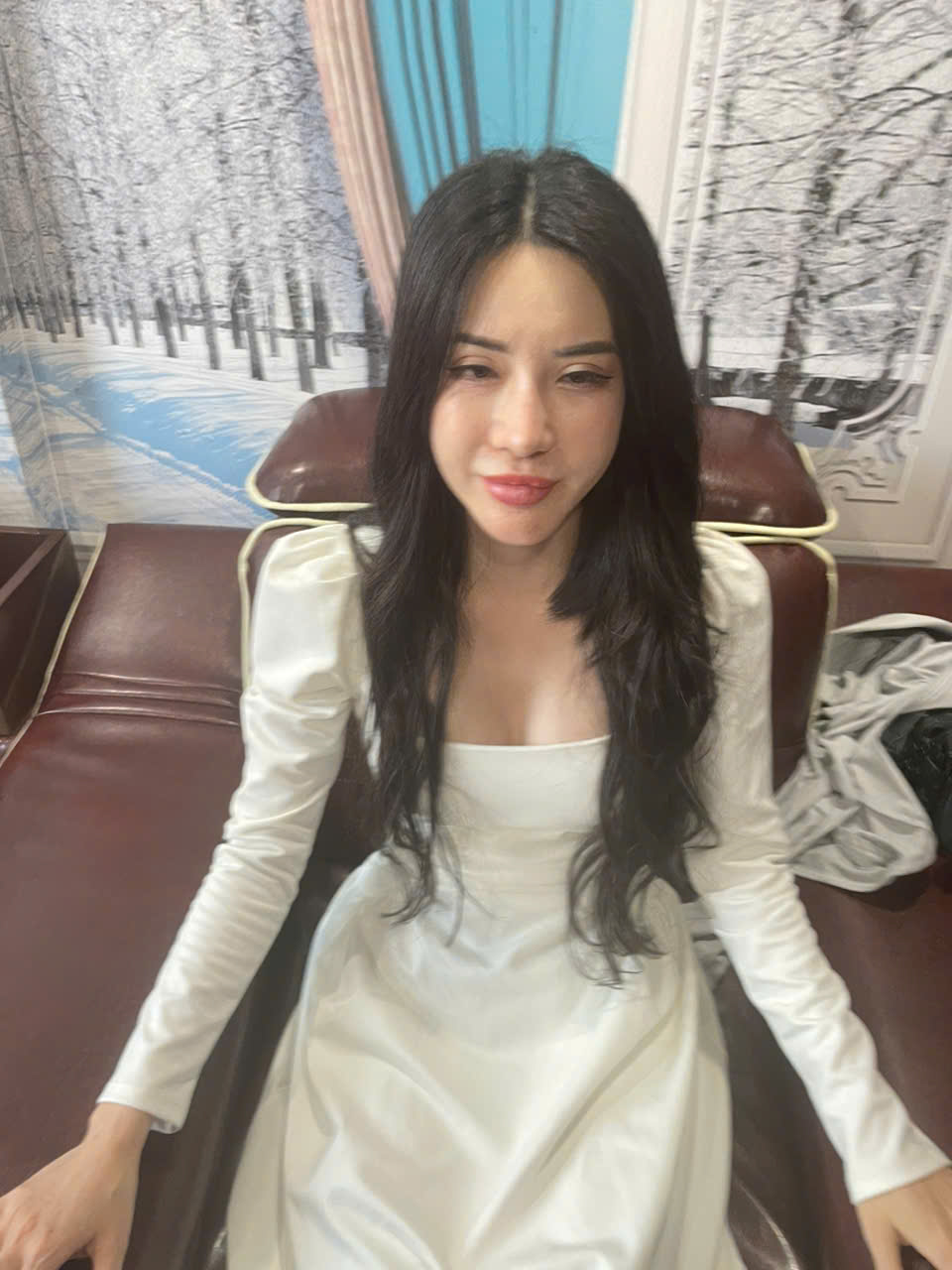 Bắt "Hot girl" Ngô Thị Linh - oFamily