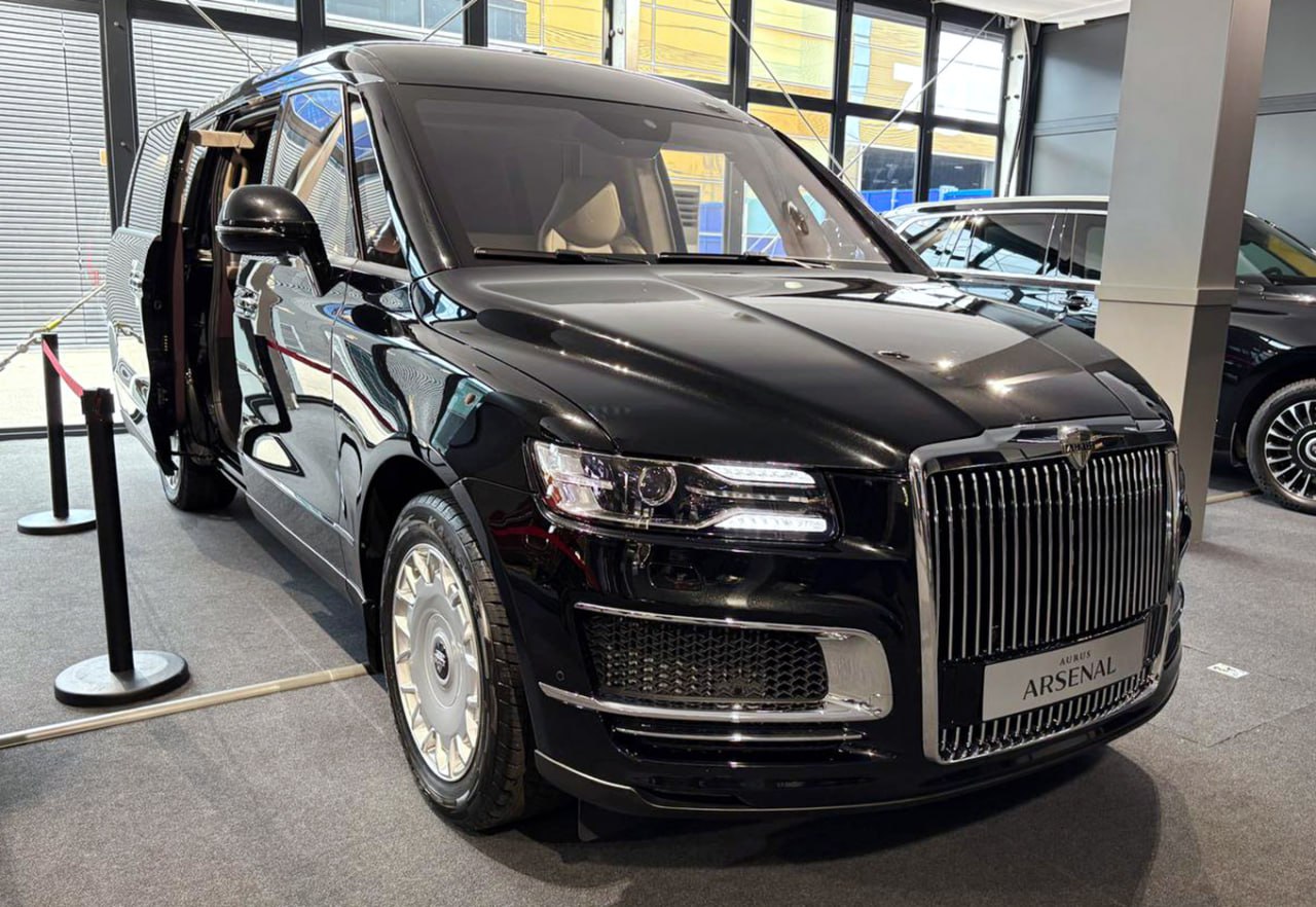 Chính thức lộ diện mẫu xe 'xịn' nhất phân khúc mà người Nga chế tạo ...