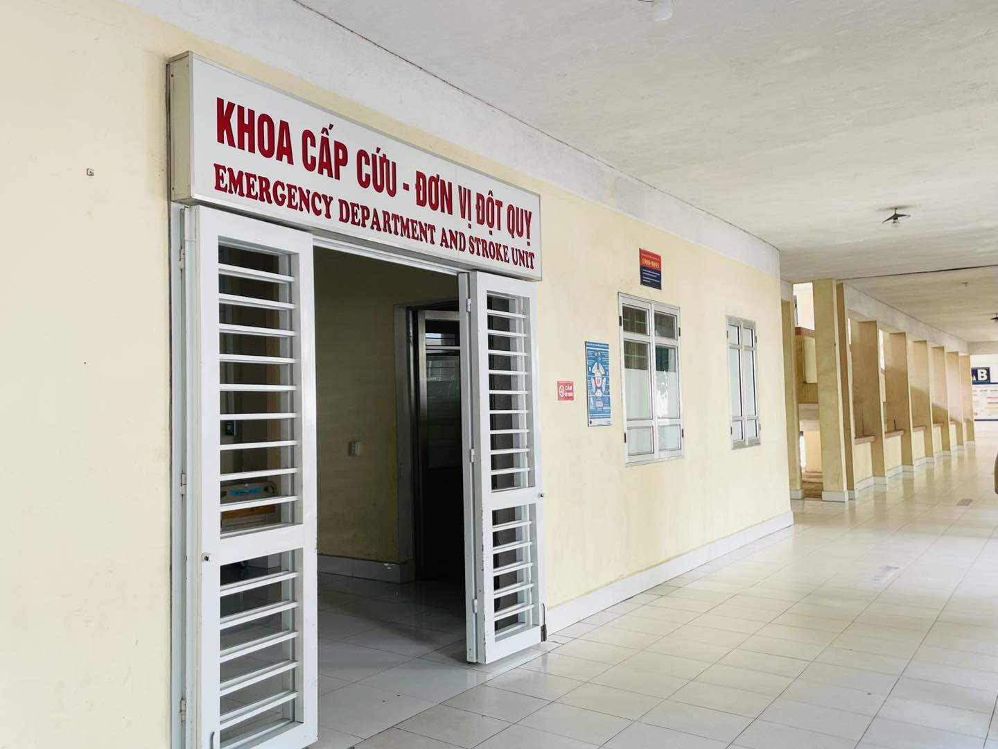 Nam dancer 39 tuổi đột tử khi đang biểu diễn trên sân khấu ở Cao Bằng ...