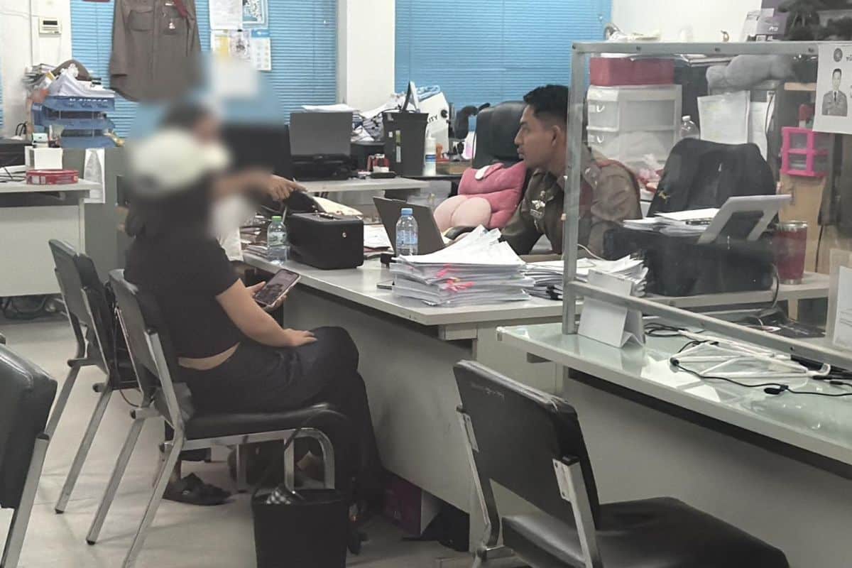 Nữ nhân viên môi giới bất động sản bị "khách hàng" uy hiếp