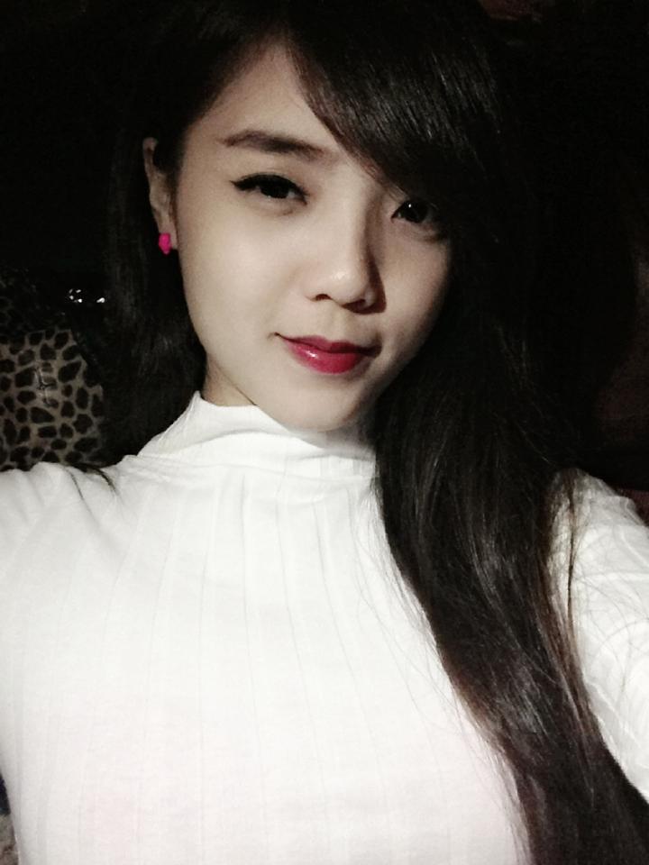 Ảnh đời thường siêu dễ thương của hot girl BB & BG