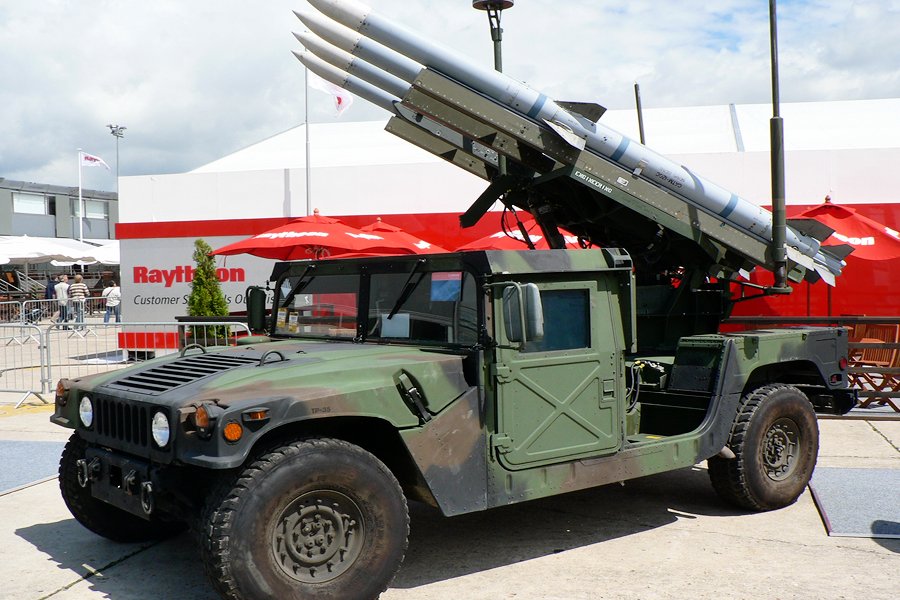 "Soi" xe bọc thép đa năng Humvee của Mỹ