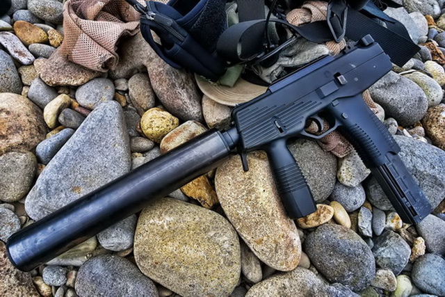 Steyr TMP - "Con lai" giữa súng ngắn và súng tiểu liên