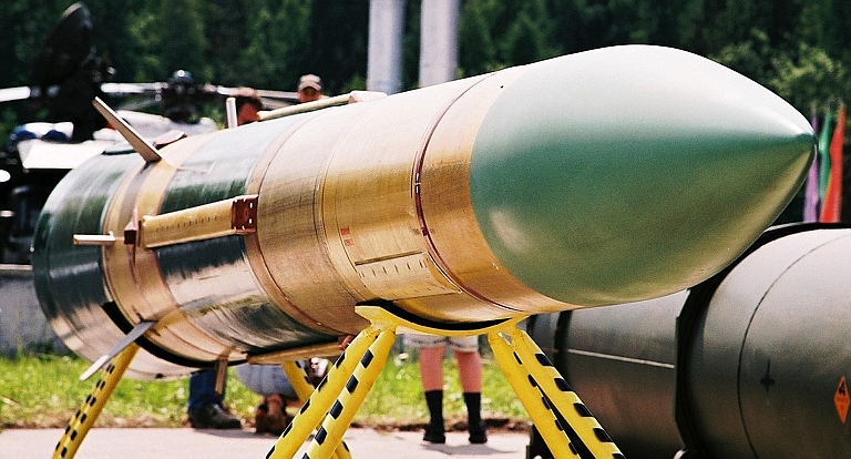 Khám phá sức mạnh "Người khổng lồ" 9M82M của tổ hợp S-300VM