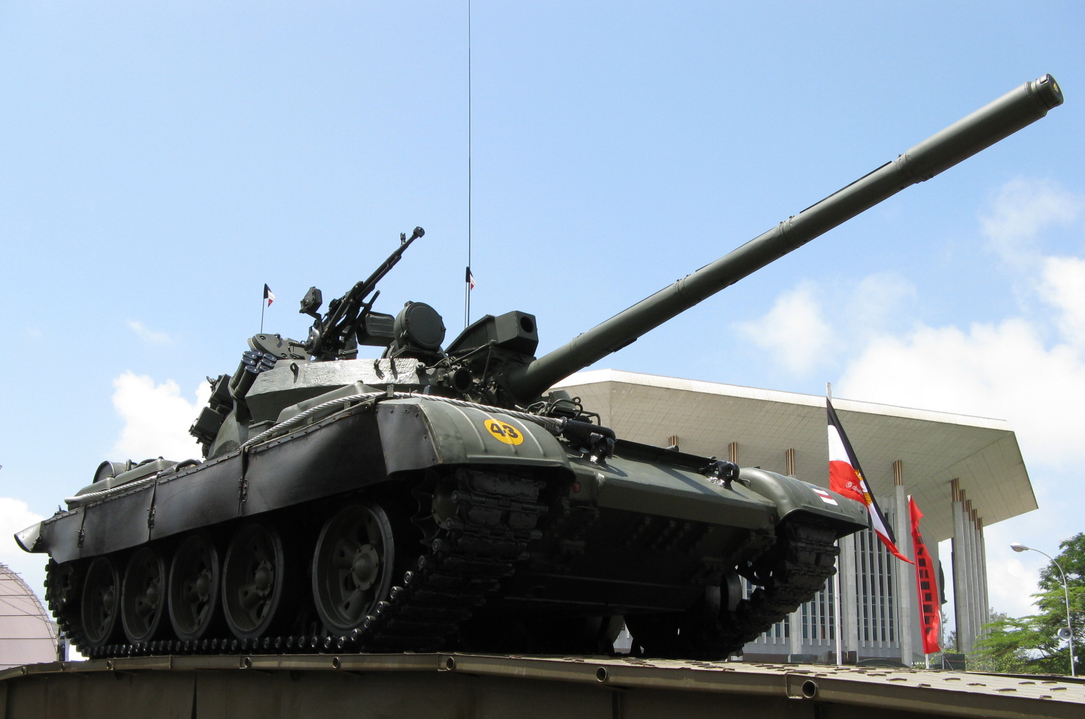 Xe tăng T-55AM2/AM2BP Campuchia có mạnh hơn T-55M3 Việt Nam?