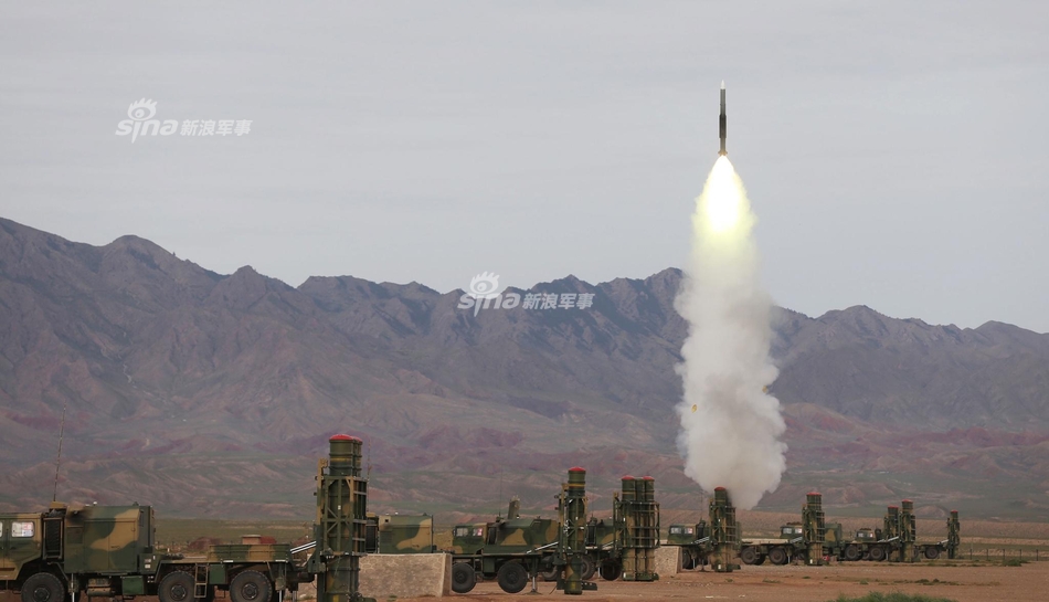 Tung ảnh bắn đạn thật, Trung Quốc tuyên bố HQ-16B vượt trội Buk của Nga