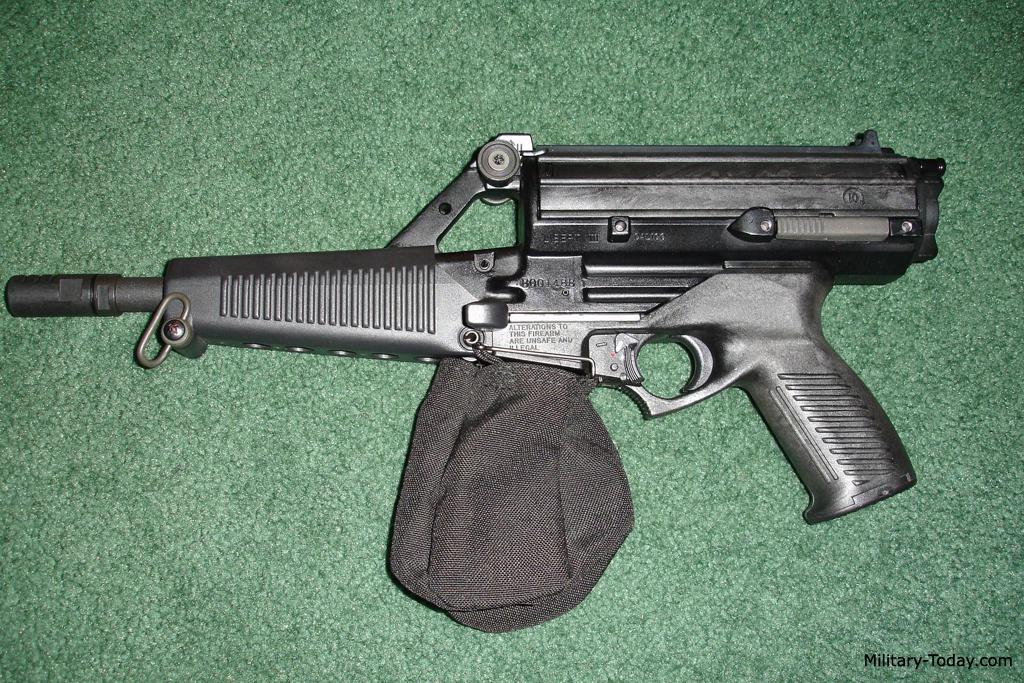 Calico M950 – Mẫu súng ngắn lạ với hộp tiếp đạn "khủng" 100 viên