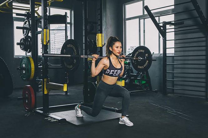 Ngắm dung nhan xinh đẹp của nữ gymer quyến rũ 'nhất Vịnh Bắc Bộ'