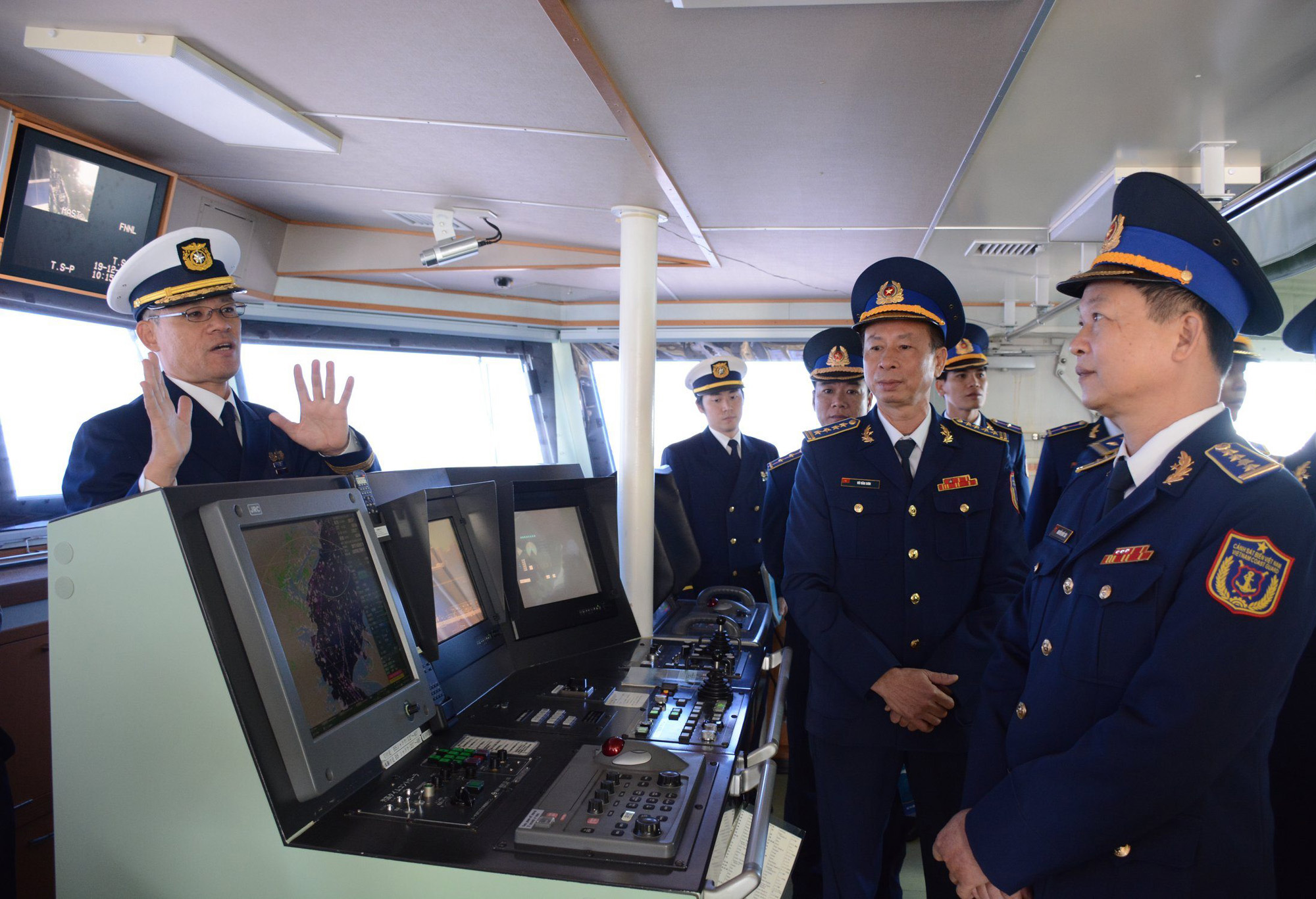 Tàu CSB 8002 hiện đại và tiện nghi