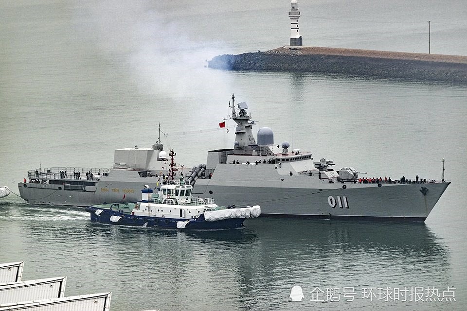 [ẢNH] Tàu hộ vệ tên lửa Gepard 3.9 Việt Nam mở cửa đón khách Trung Quốc ...