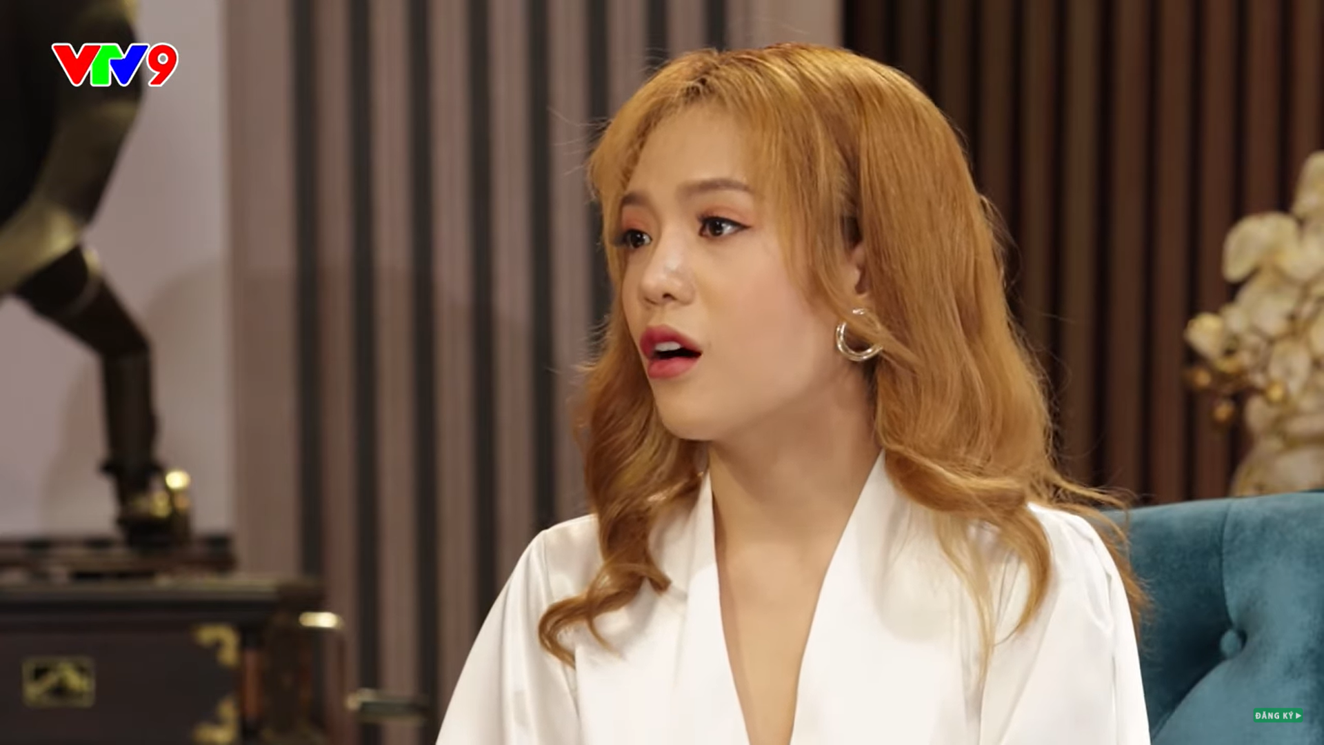 Nghệ sĩ múa lửa Mỹ Kim: Thường xuyên gặp tai nạn, không dám yêu ai vì ...