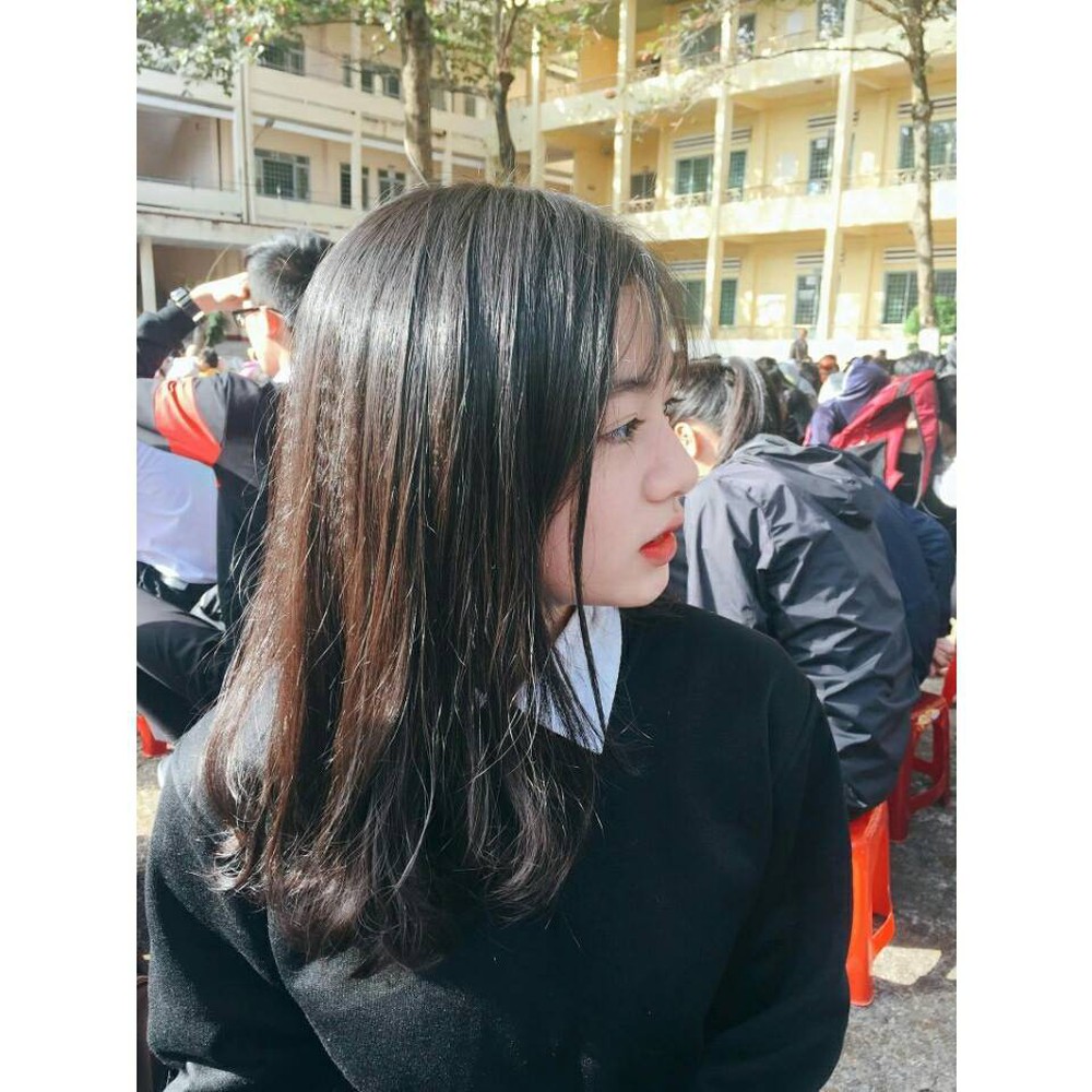 Chỉ một tấm ảnh, nữ sinh 16 tuổi khiến dân mạng xôn xao, đặt ra nhiều ...