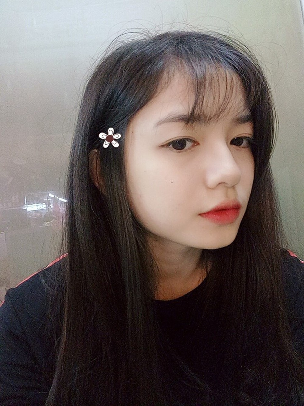 Chỉ một tấm ảnh, nữ sinh 16 tuổi khiến dân mạng xôn xao, đặt ra nhiều ...