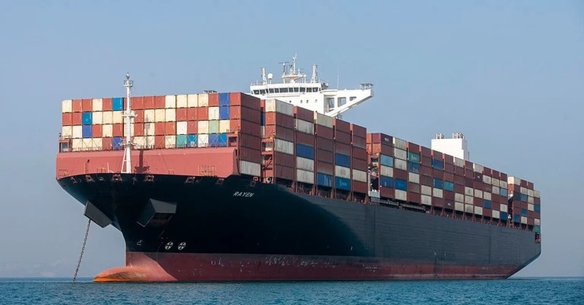 Rộ tin quân đội Mỹ bí mật dẫn đường cho tàu thuyền đi qua eo biển Hormuz