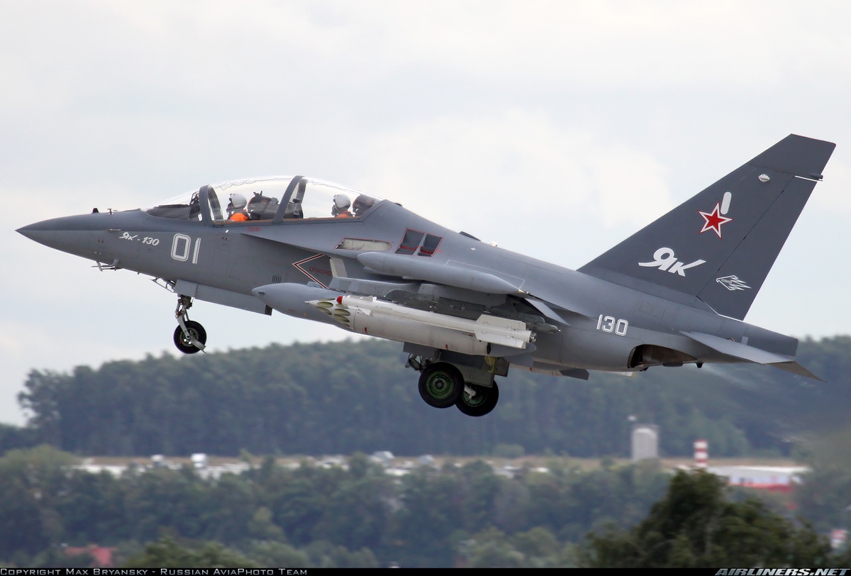 Khám phá Yak-130, huấn luyện - chiến đấu cơ tương lai của Việt Nam