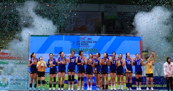 Bóng chuyền nữ Việt Nam gặp Pháp ở giải thế giới