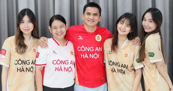 HLV Kiatisuk mang quà Việt Nam về tặng vợ con, ngầm gửi đi thông điệp về vụ chia tay CLB CAHN