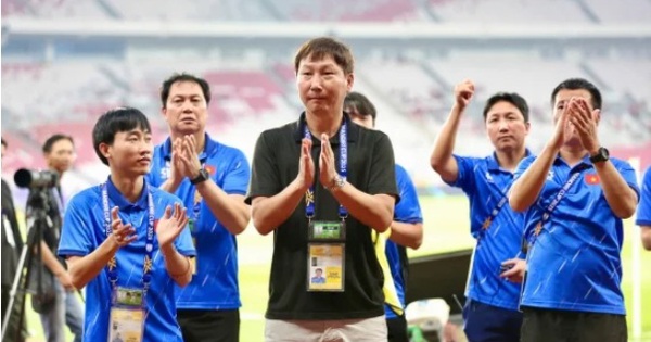 Báo Hàn Quốc: “HLV Kim Sang-sik có thể thắng lớn, như từ địa ngục lên ...