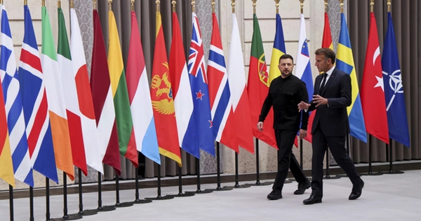 Nga, Mỹ đồng loạt ra cảnh báo về Ukraine