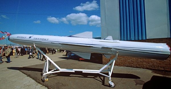 Sức mạnh đáng sợ của P-800 trong Hải quân Việt Nam