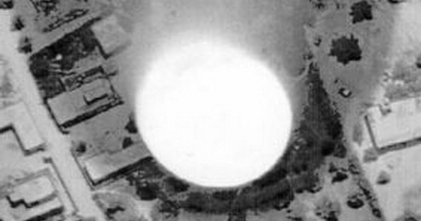 Bom neutron - Vũ khí hạt nhân kỳ lạ nhất