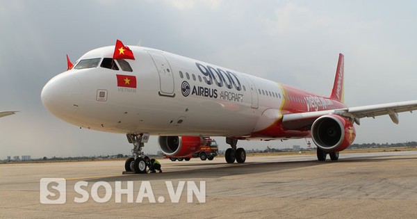 Cận cảnh máy bay A321 thứ 9.000 của Airbus bàn giao cho VietJet
