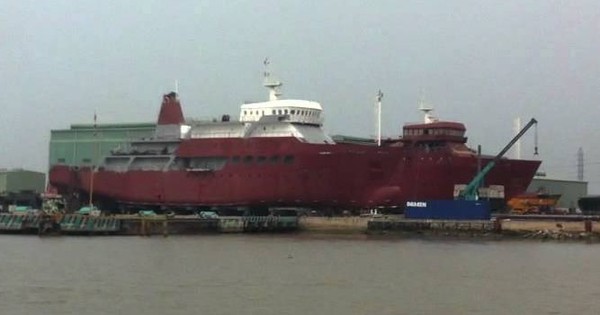 Bộ Quốc phòng kiểm tra tiến độ đóng mới tàu CSB 8005 tại Tổng Công ty ...