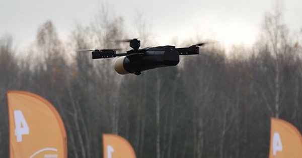 DragonFly - Bom bay dạng flycam siêu độc đáo của Ba Lan