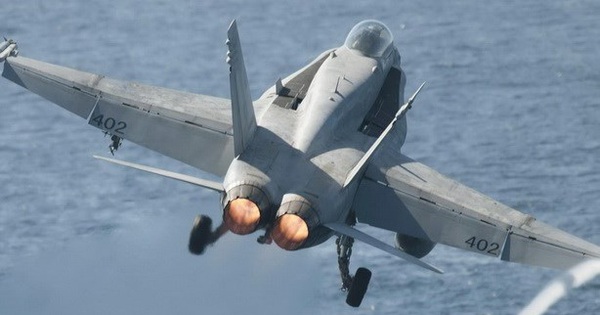 Iran chỉ trích thương vụ mua sắm vũ khí khổng lồ của Saudi Arabia