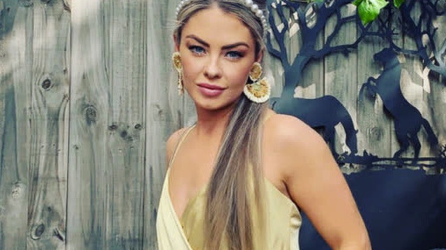 Gemma Reilly: Từ một thợ trang điểm, cô nàng xinh đẹp đổi đời nhờ dấn ...