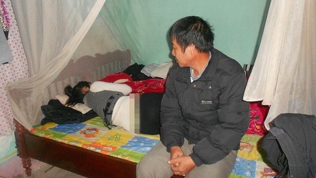 Chuốc Rượu Hiếp Dâm Nữ Sinh Lớp 9 Kể Lại Giây Phút Bị Hiếp Dâm Tập Thể