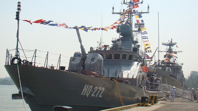 AK-725: Hải quân nhân dân Việt Nam đang sử dụng những loại pháo hạm nào ...