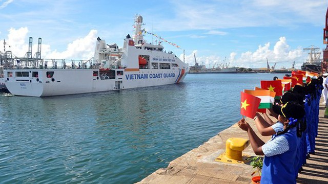 Tàu CSB 8001: Những khoảnh khắc tàu Cảnh sát biển Việt Nam lần đầu đến ...